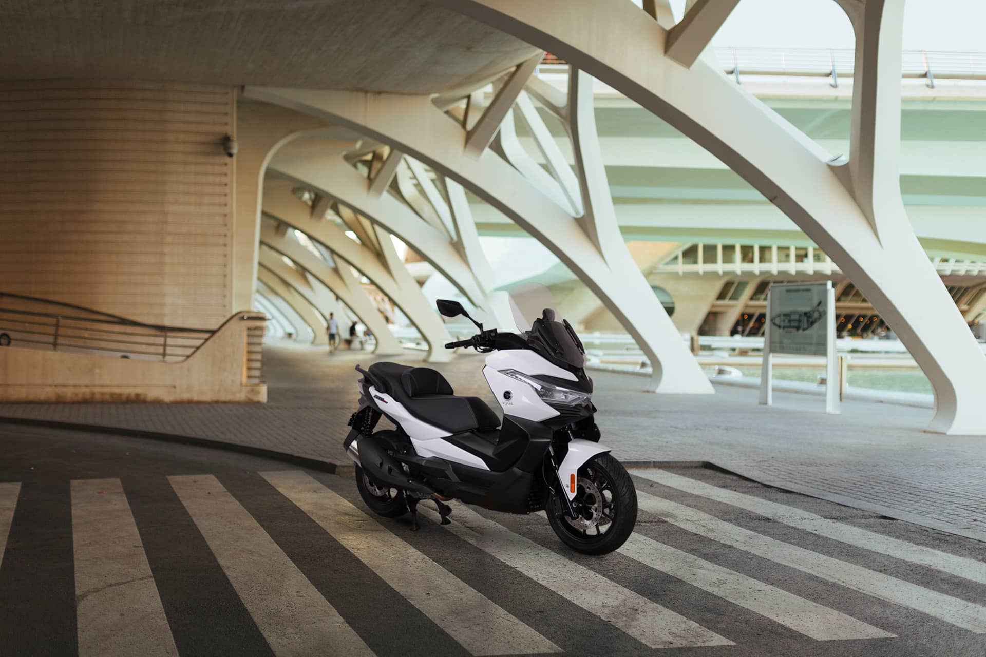 Voge SR4 Max - KS Concession Villefranche